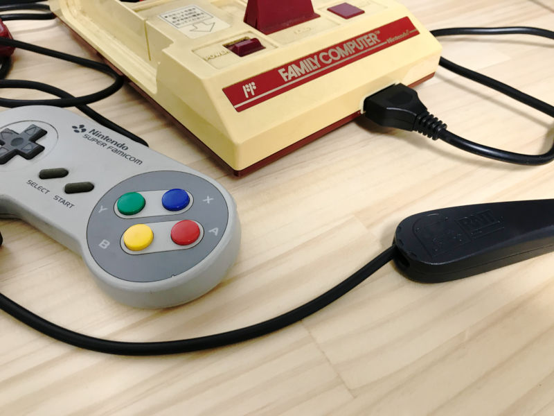 SNES (Super Nintendo Entertainment System) Controller to Famicom Adapt ...
